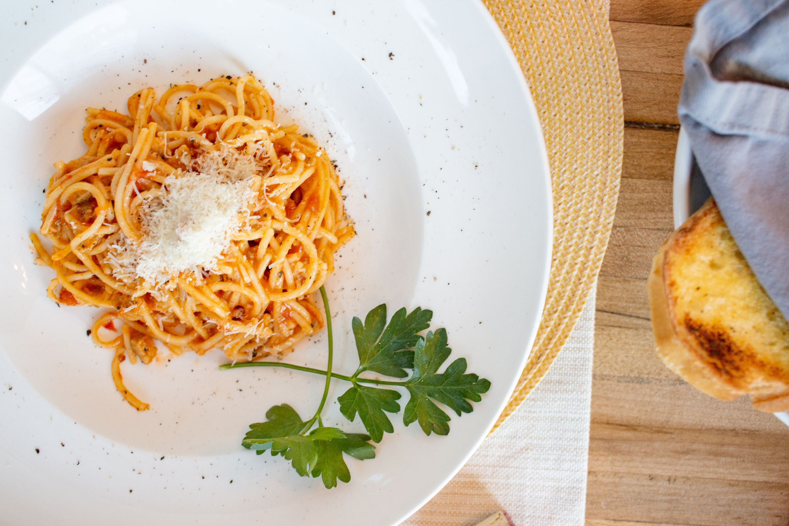 Easy Roman-style Pasta - Majuscule Wine